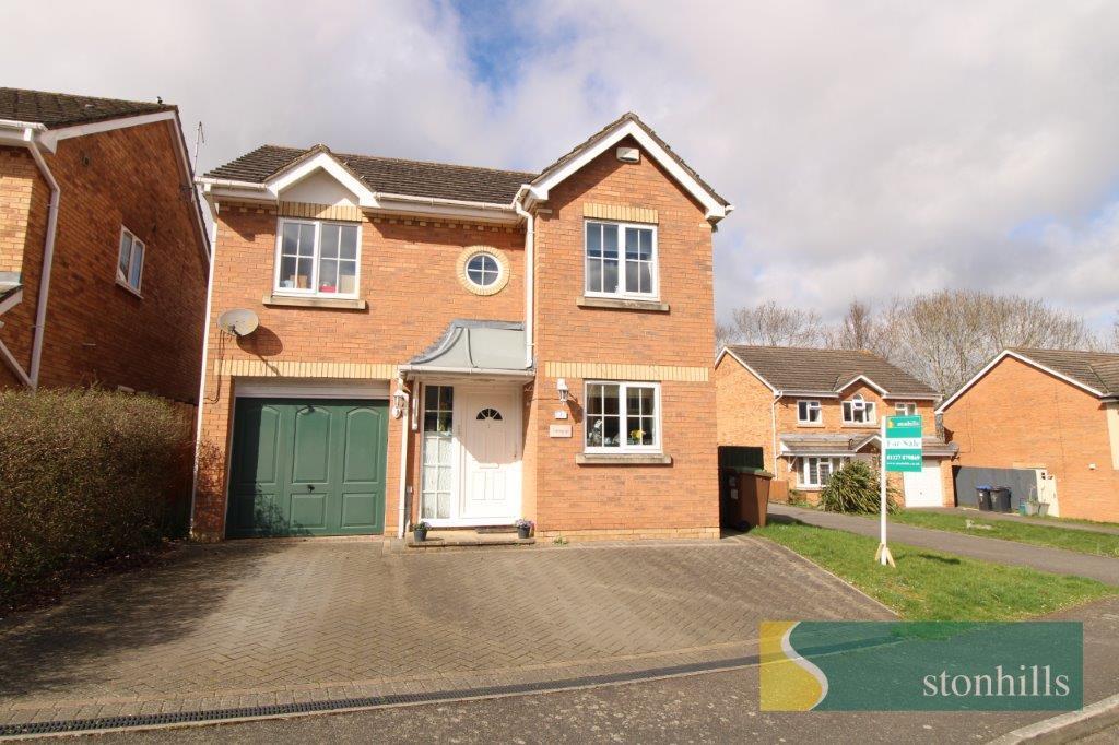 Roman Way, Daventry 4 bed house - £335,000