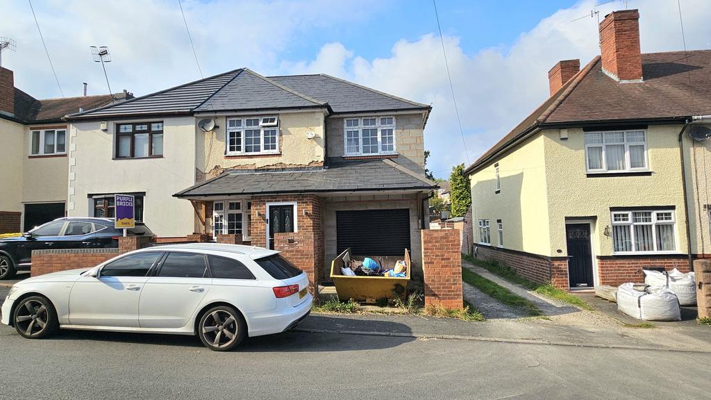 King Street, Brierley Hill DY5 3 bed semi-detached house - £180,000