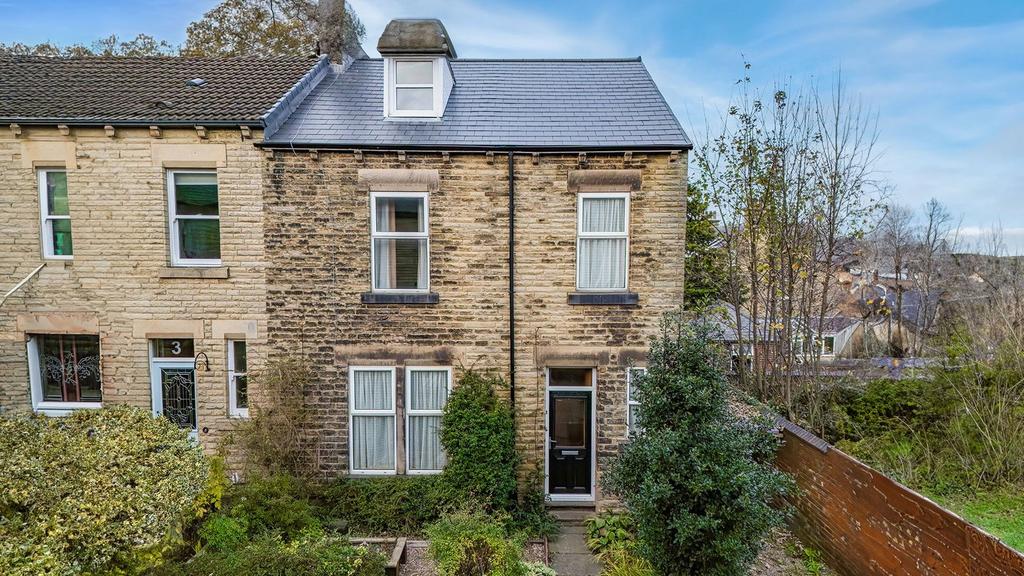 Pollitt Street, Barnsley S75 4 bed end of terrace house - £235,000
