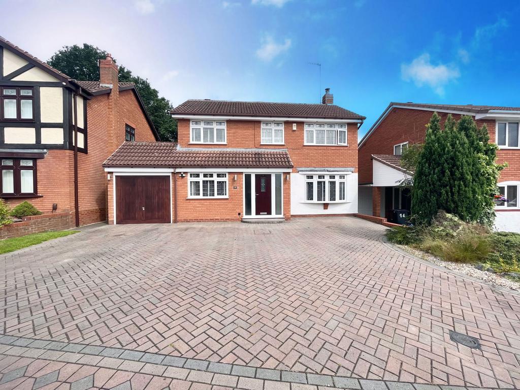 Coppice Rise, Brierley Hill DY5 4 bed detached house - £390,000