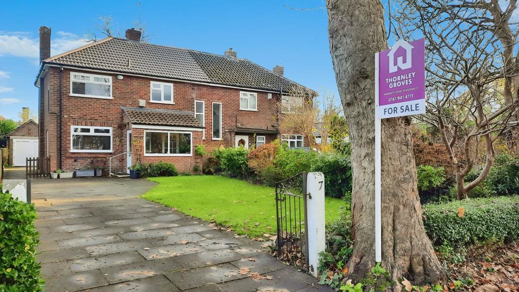 Brookfield Avenue, Timperley... 3 bed semi-detached house - £475,000