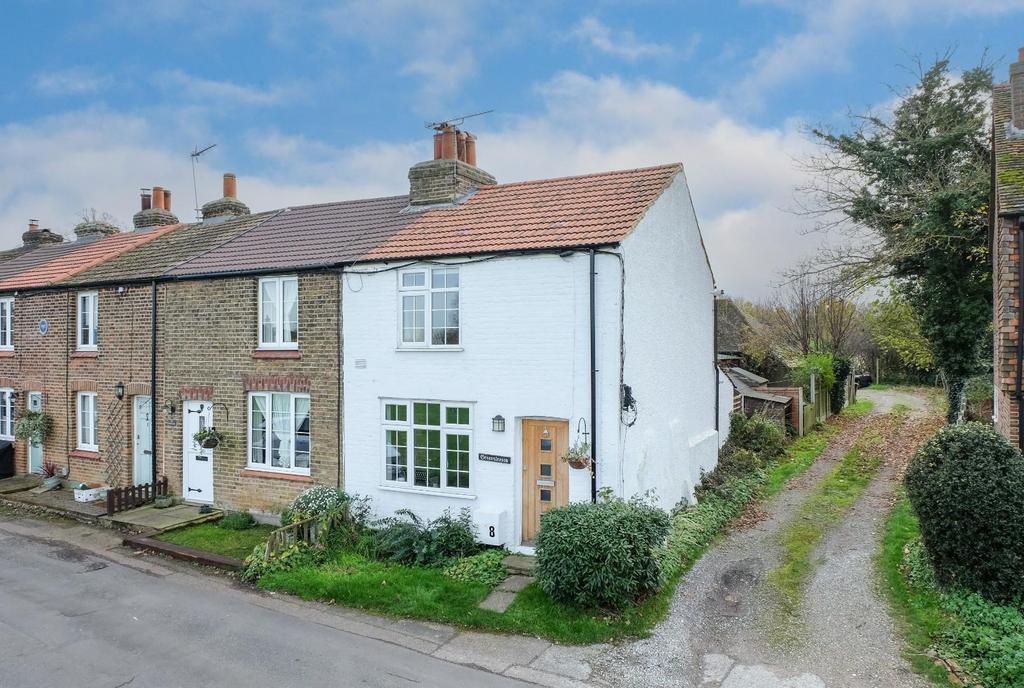 Meopham Green, Meopham 2 bed end of terrace house for sale - £325,000