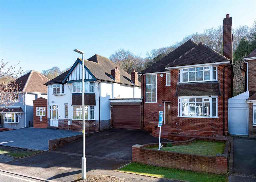 Gervase Drive, Dudley 3 bed detached house for sale - £450,000