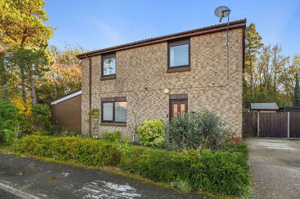 Fountain Road, Rendlesham, IP12 3 bed detached house for sale - £350,000