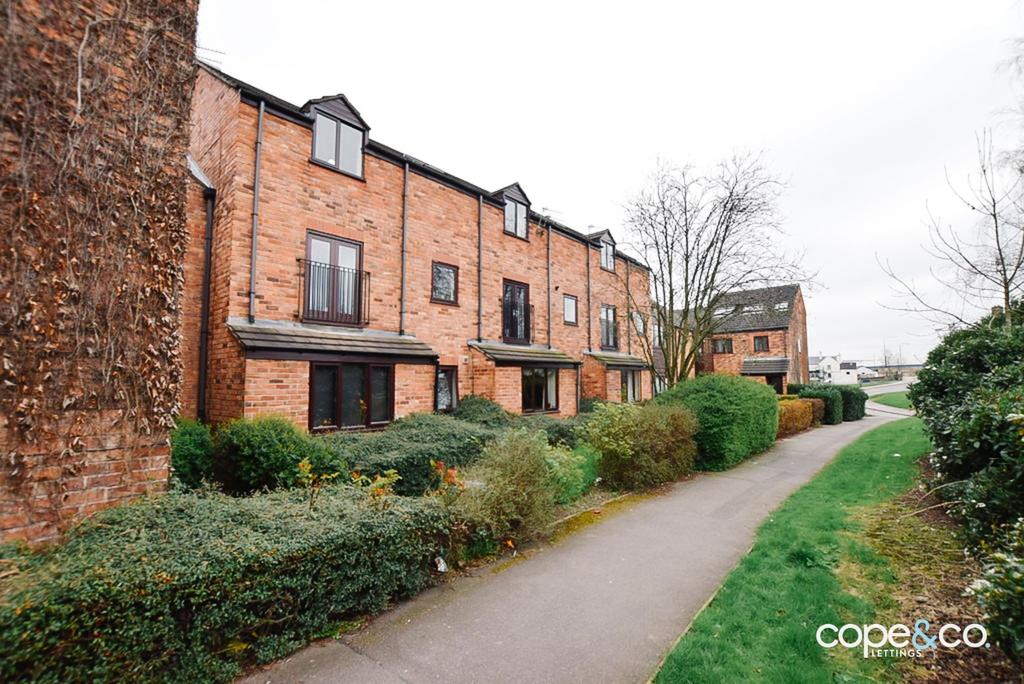 St. Marys Court, Duke Street, Derby... 2 bed apartment - £875 pcm (£202 pw)