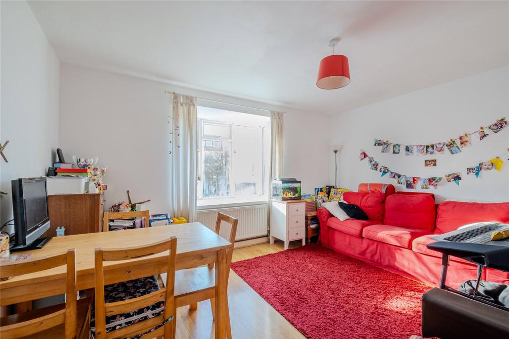 Oakdale Road, London SW16 2 bed apartment for sale - £350,000