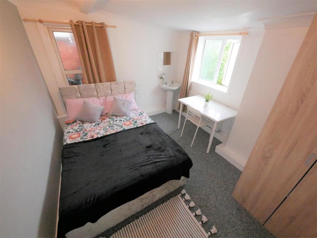 Elmsgate, Bournemouth, BH7 6 bed house share - £600 pcm (£138 pw)
