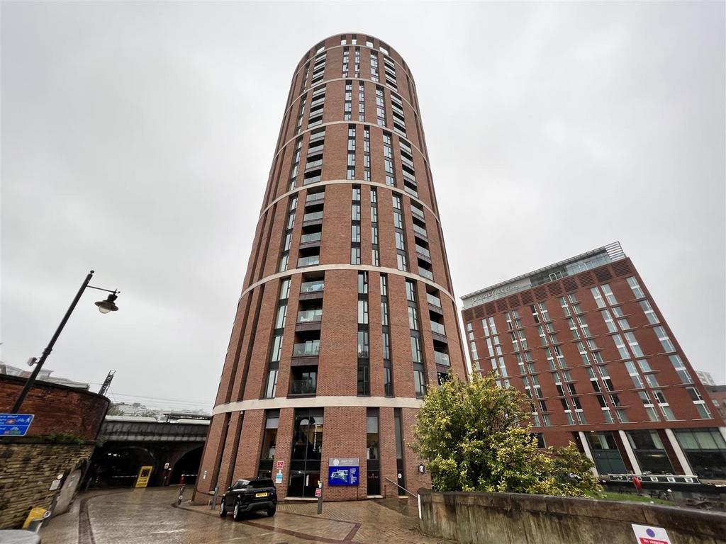 Wharf Approach, Leeds 2 bed apartment for sale - £250,000