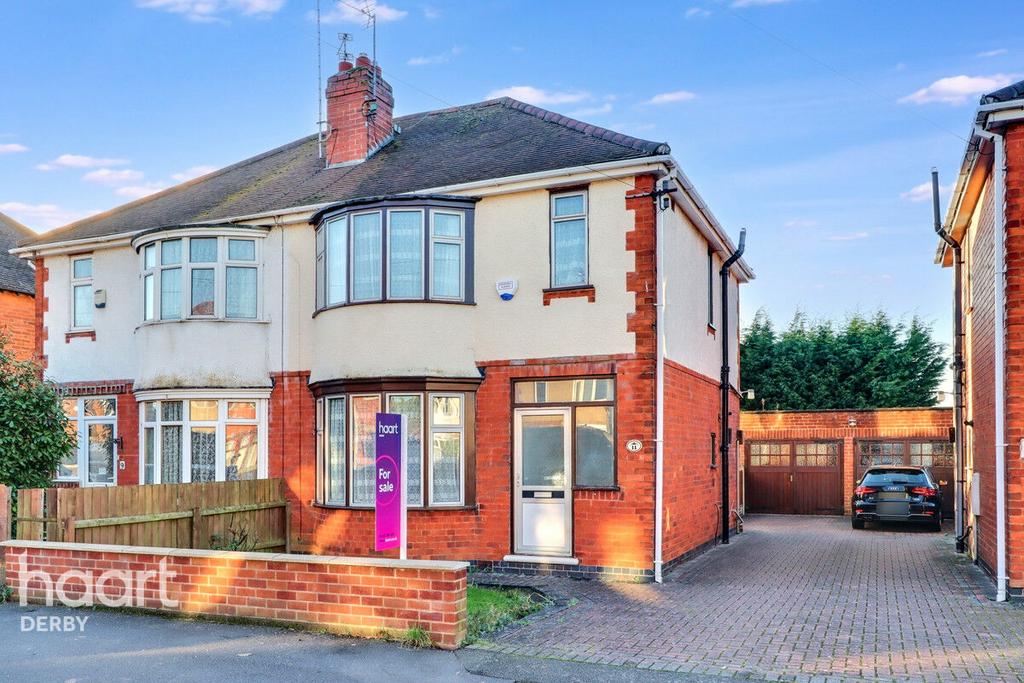 Carlton Drive, Derby 3 bed semi-detached house - £200,000