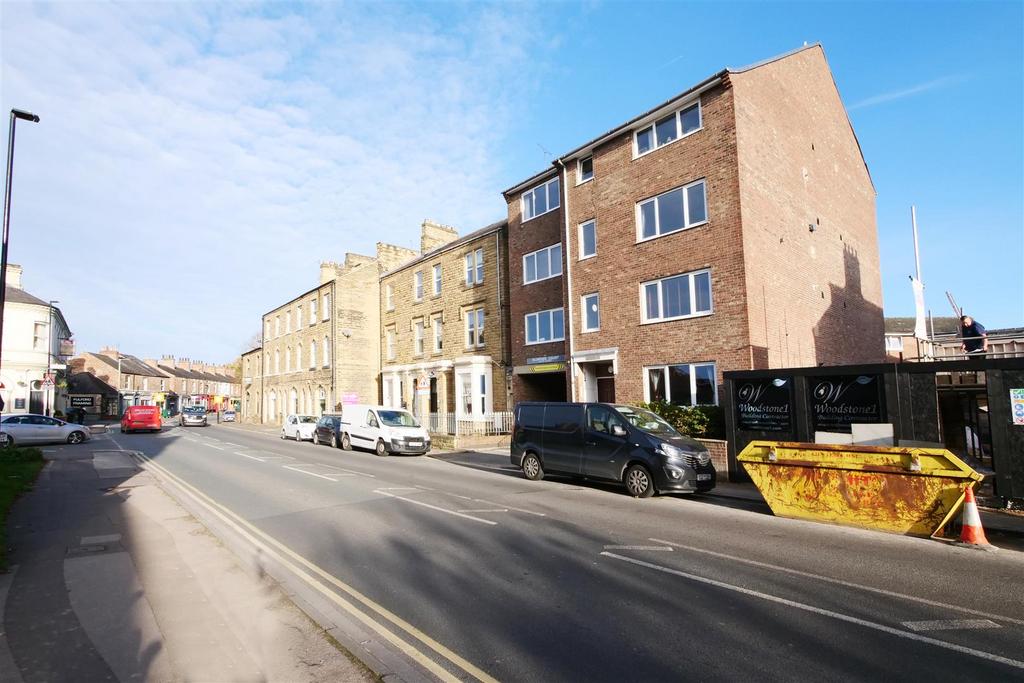 Ellwood Court, Fishergate 2 bed apartment for sale - £225,000