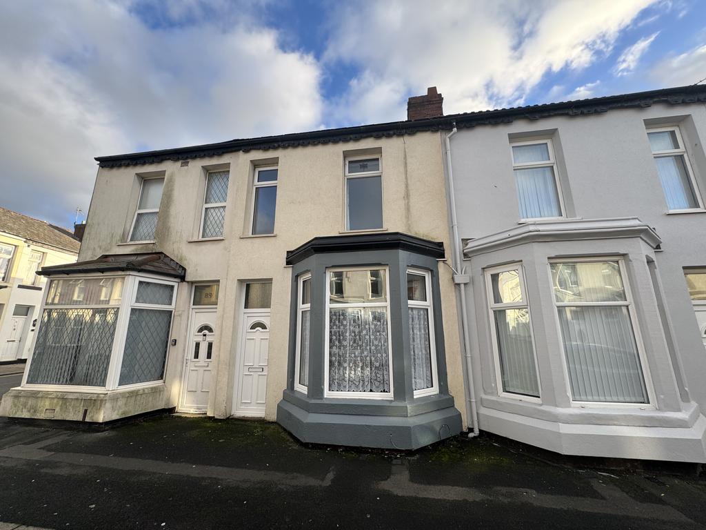 Ribble Road, Blackpool FY1 4 bed terraced house - £850 pcm (£196 pw)