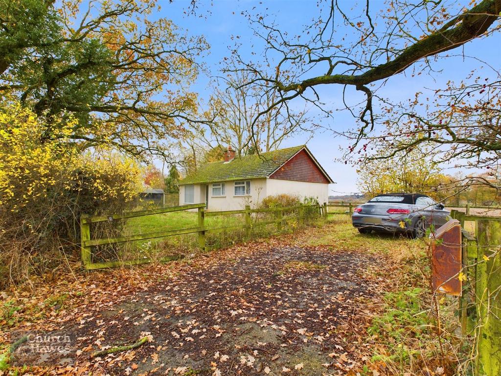 Totham Hill Green, Great Totham, Maldon 3 bed detached bungalow for ...