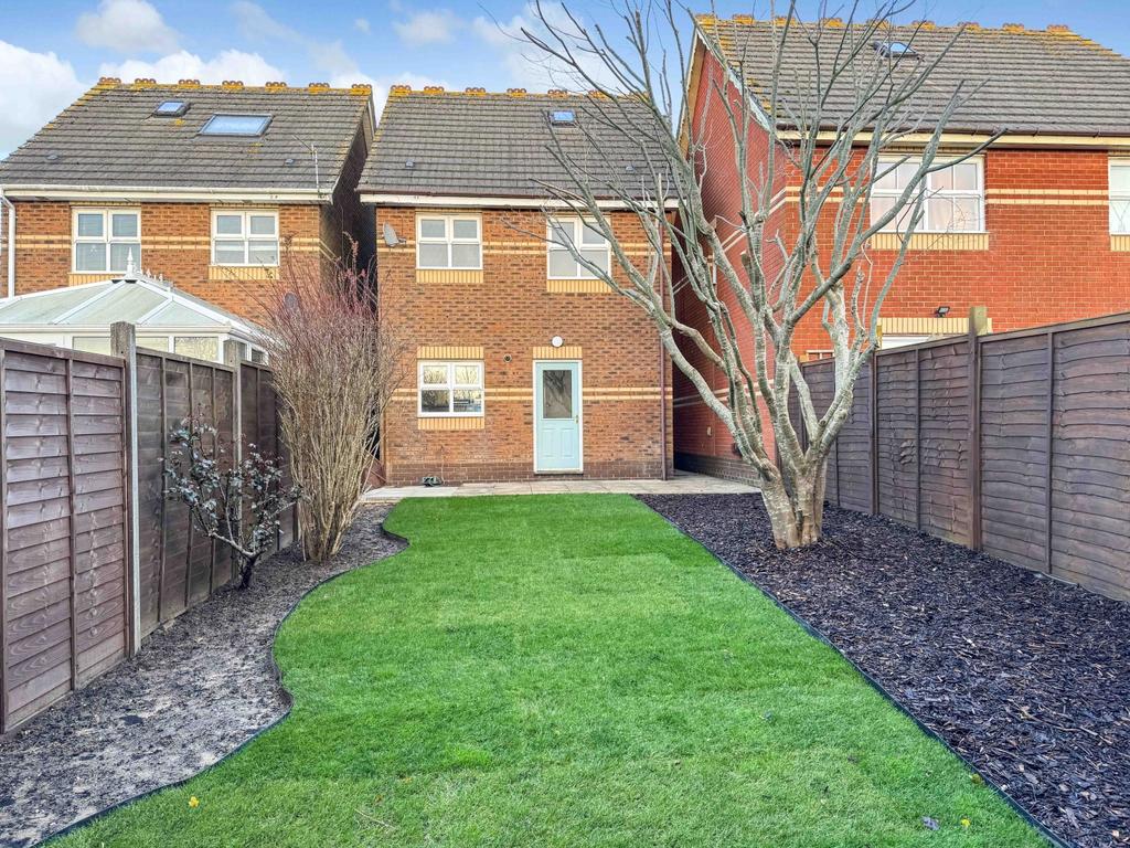 Reynolds Way, Swindon SN25 3 bed detached house for sale - £325,000
