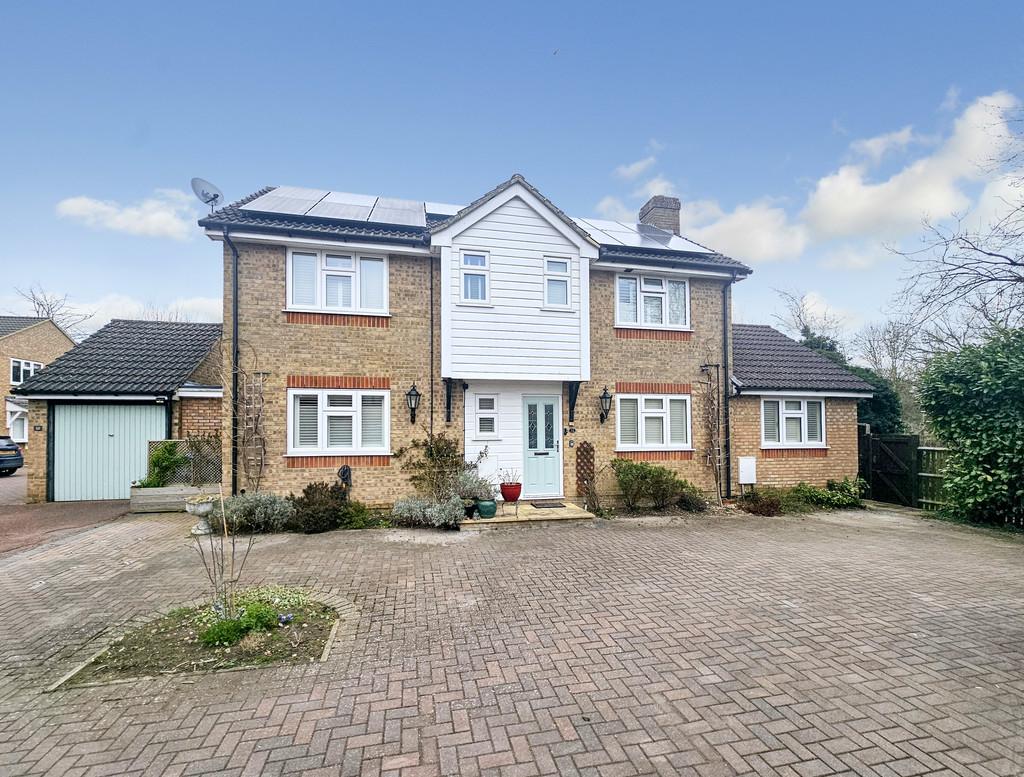 Mill Lane, Brackley 3 bed detached house for sale - £560,000