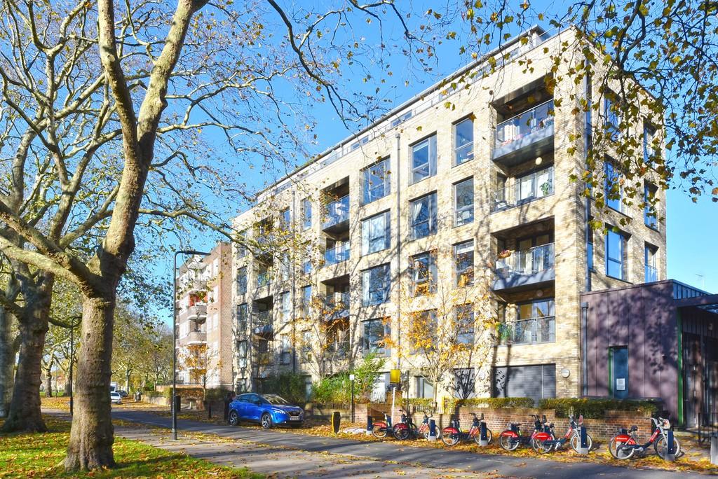 Gascoyne Road, London E9 1 bed apartment - £475,000