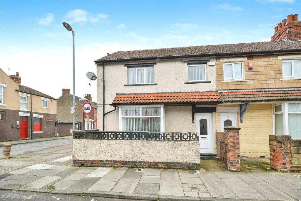 Crescent Road, Middlesbrough TS1 3 bed end of terrace house - £900 pcm ...