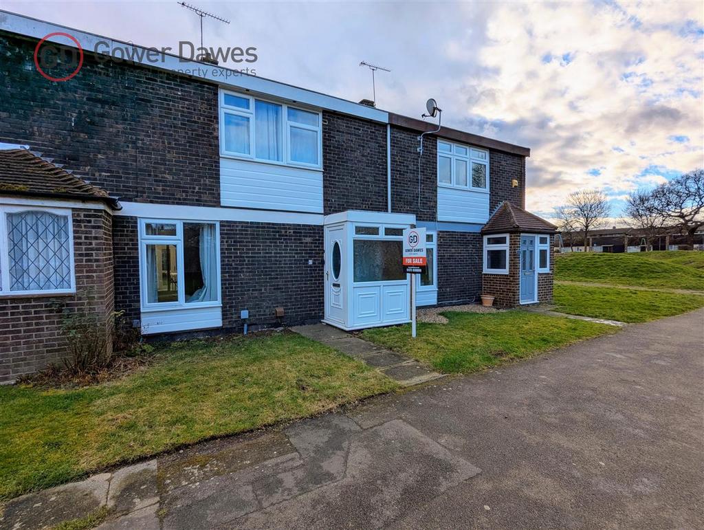 Dordells, Basildon 3 bed terraced house for sale - £315,000