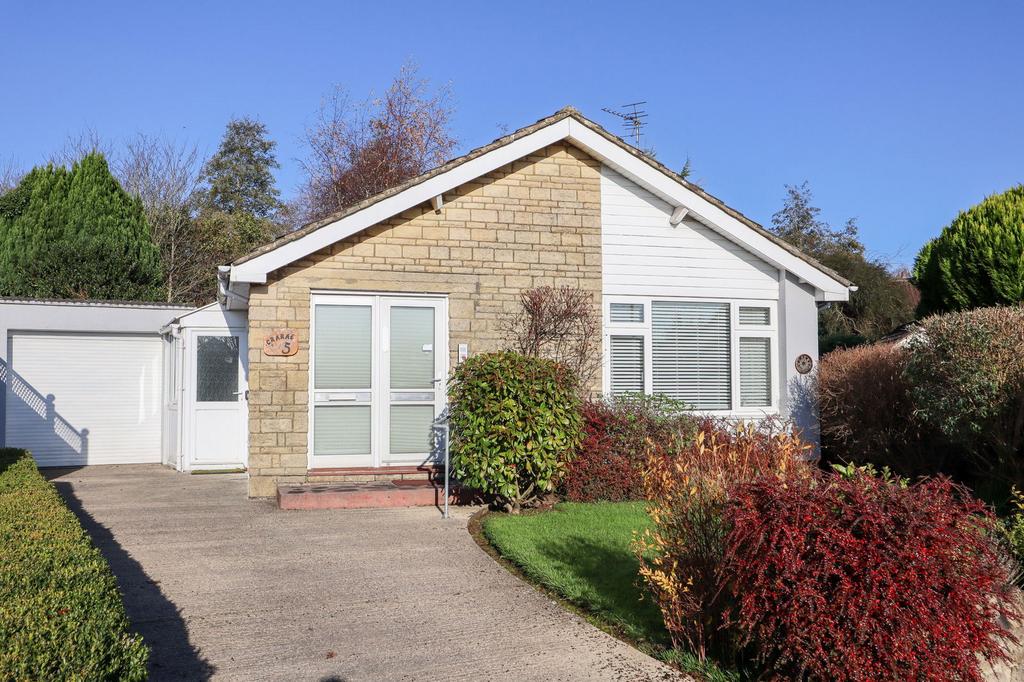 Wansdyke Drive, Calne SN11 2 bed detached bungalow for sale - £287,000
