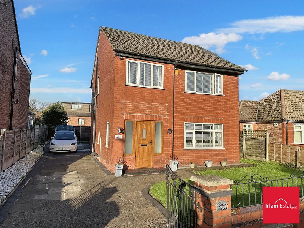 Boat Lane, Irlam, M44 3 bed detached house - £359,995