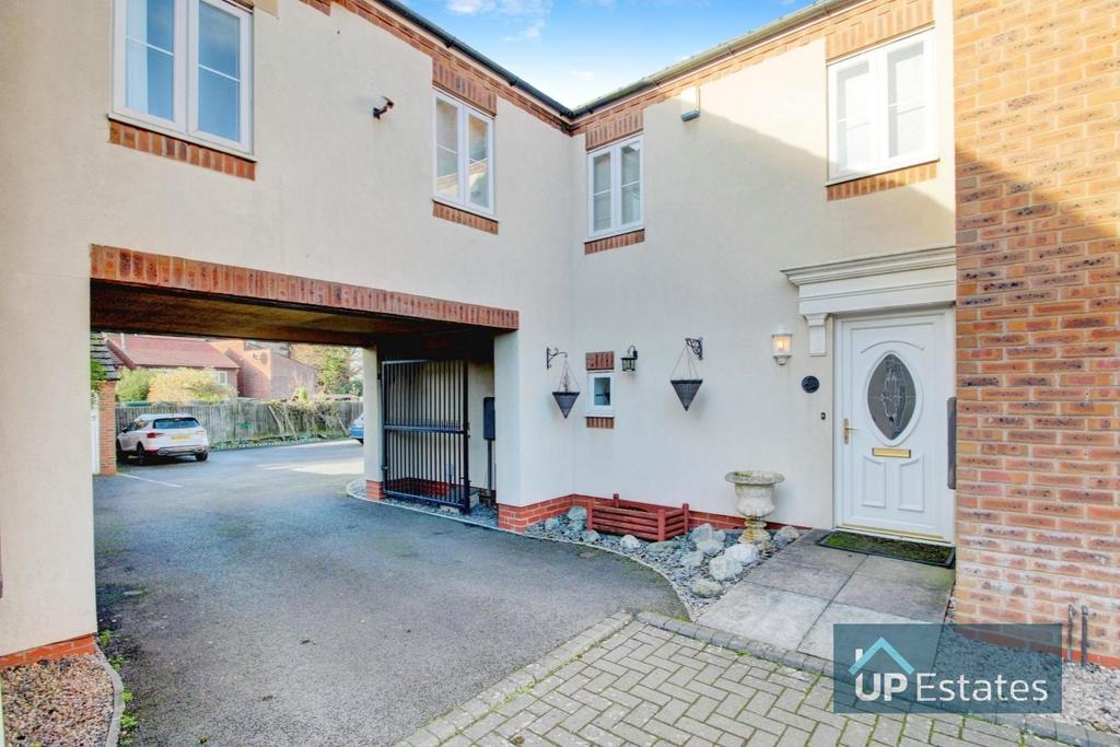 Elizabeth Way, Coventry 3 bed end of terrace house for sale - £265,000