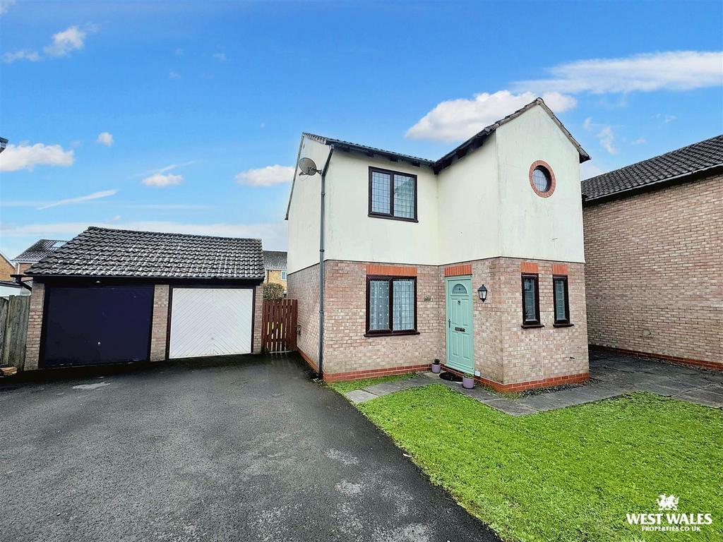 Lon Y Plas, Johnstown, Carmarthen 3 bed detached house for sale - £240,000