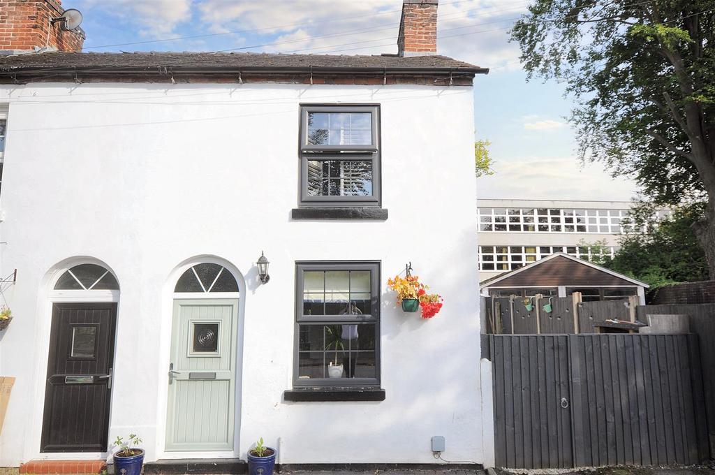 Oulton Road, Stone 1 bed end of terrace house for sale - £165,000