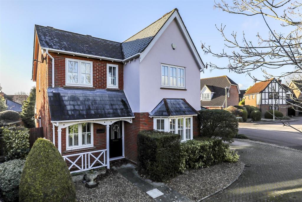 Monkswood Drive, Bishop's Stortford CM23 4 bed detached house - £825,000
