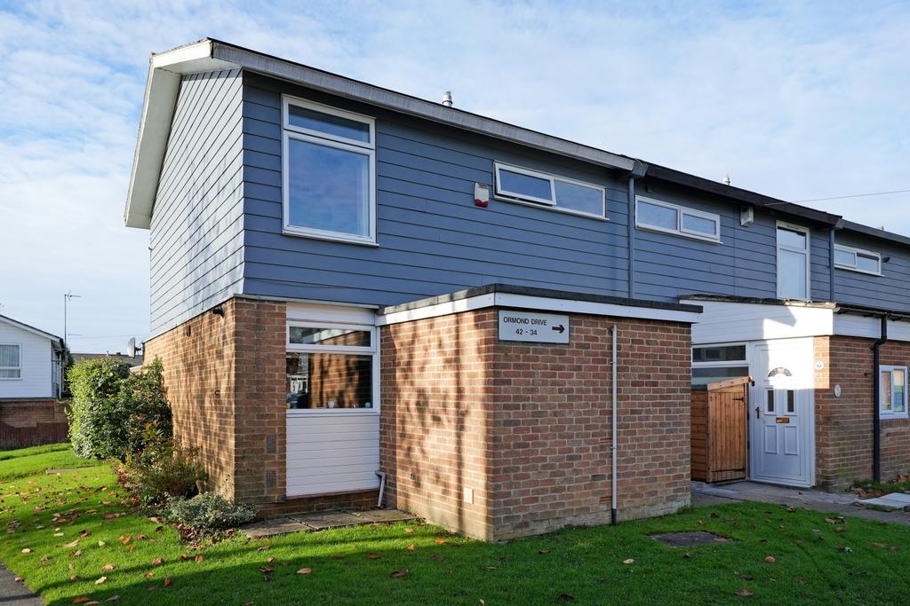 Ormond Drive, Jordanthorpe, S8 8FQ 3 bed end of terrace house - £150,000