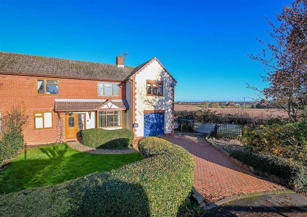 38 The Hobbins, Bridgnorth 3 bed semi-detached house - £325,000