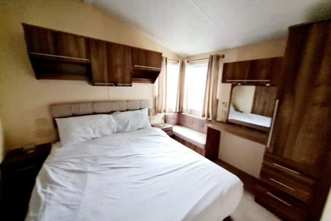 Houses for sale in Jaywick | OnTheMarket