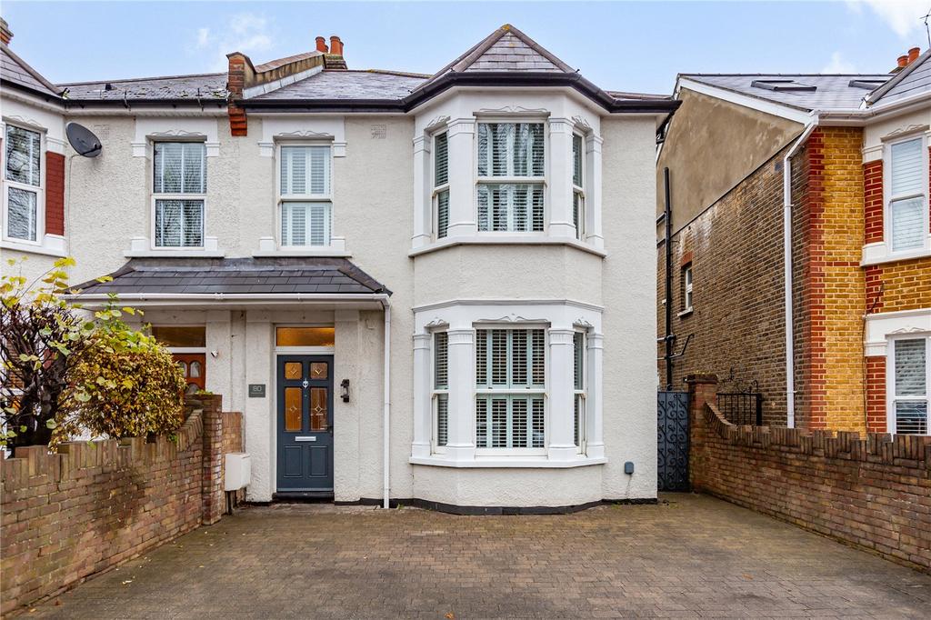 Mawney Road, Romford, RM7 4 bed semi-detached house for sale - £575,000