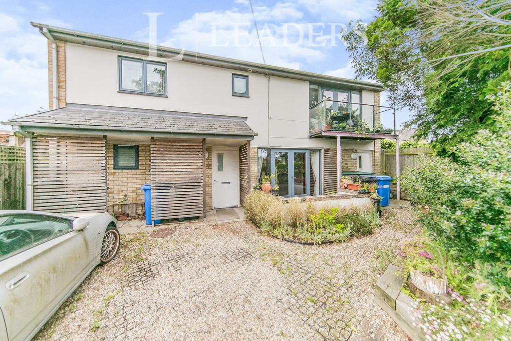 Nacton Road, IP3 1 bed apartment - £775 pcm (£179 pw)