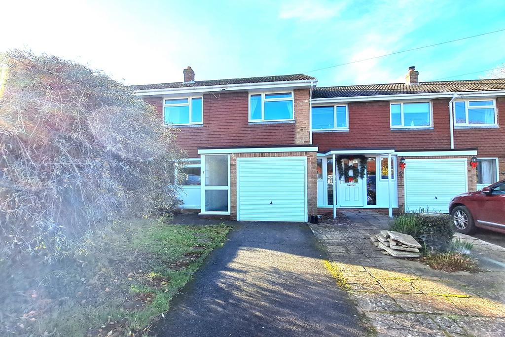 Melrose Court 3 bed terraced house - £309,950