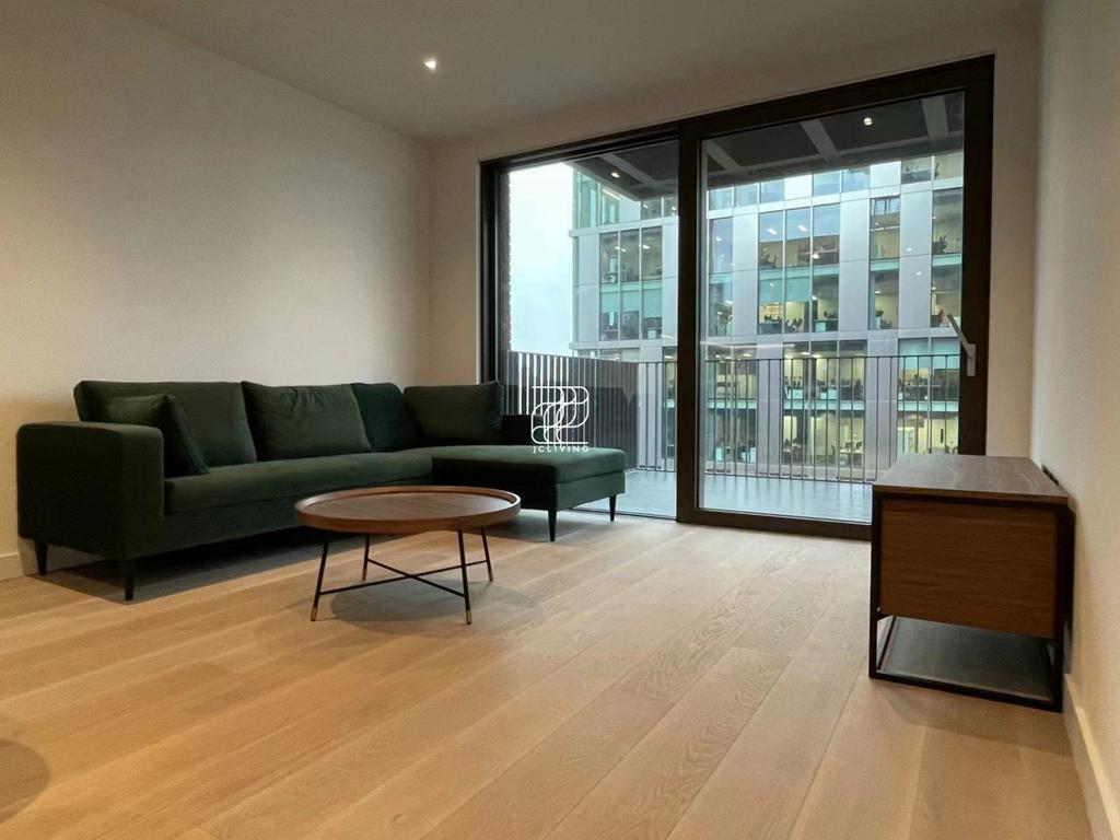Embassy Gardens, London, SW11 2 bed flat - £3,965 pcm (£915 pw)