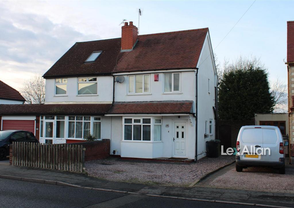 Amblecote Road, Brierley Hill 2 bed semi-detached house - £200,000