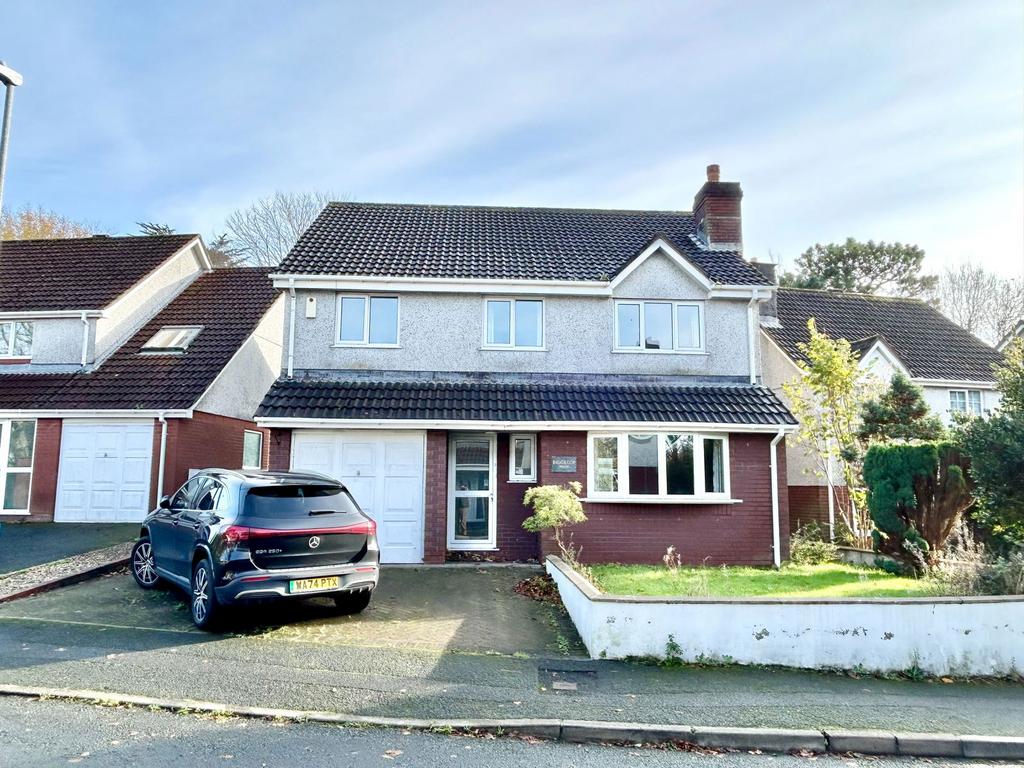 Priory Ridge, Plymouth PL7 4 bed detached house - £425,000