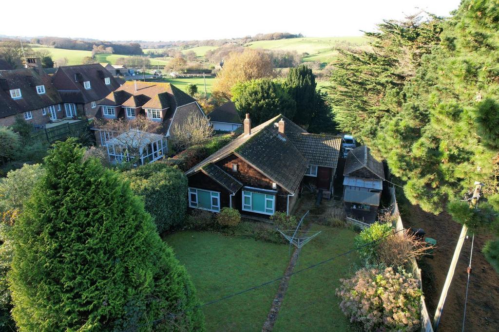 Pett Level Road, Pett Level, Hastings 2 bed detached bungalow - £490,000