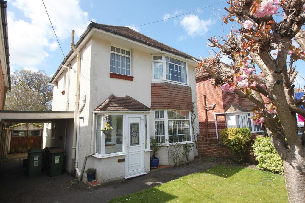 New Road, Netley Abbey, Southampton... 3 bed detached house for sale ...