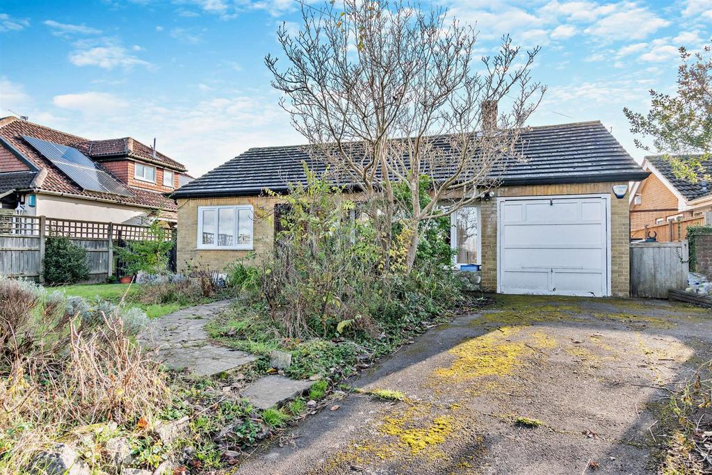 White Horse Lane, Otham, Maidstone 2 bed detached bungalow for sale - £ ...