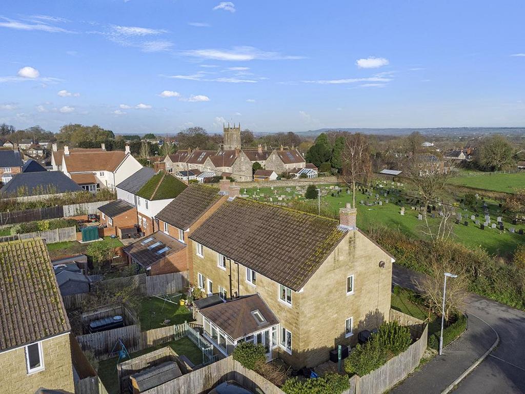Furge Grove, Henstridge 3 bed house - £284,000