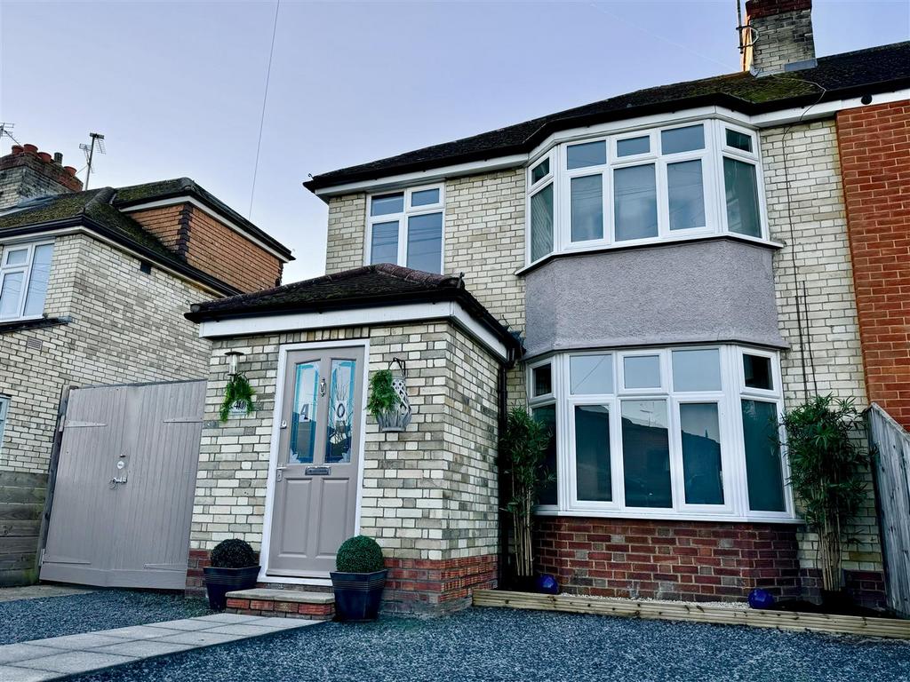 Chalmers Road, Cambridge CB1 6 bed semi-detached house - £750,000