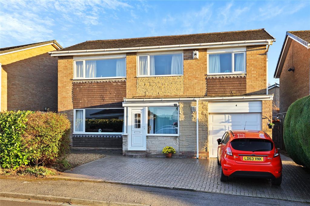 Warcop Close, Nunthorpe 5 bed detached house - £300,000