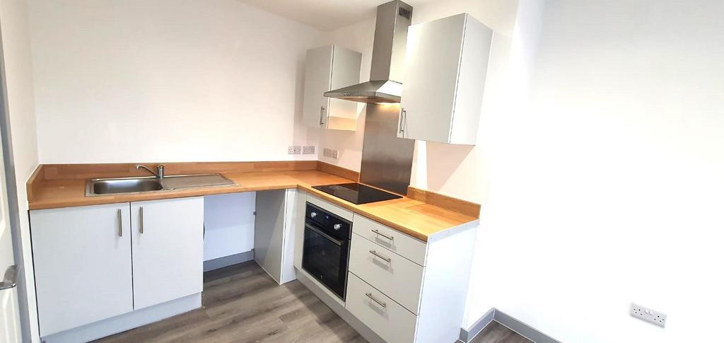 Flat 105, Consort House, Waterdale... 1 bed apartment - £650 pcm (£150 pw)