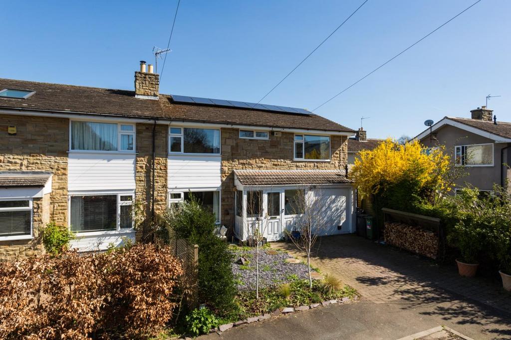 Poppleton Hall Gardens, Nether Poppleton 5 bed semi-detached house - £ ...