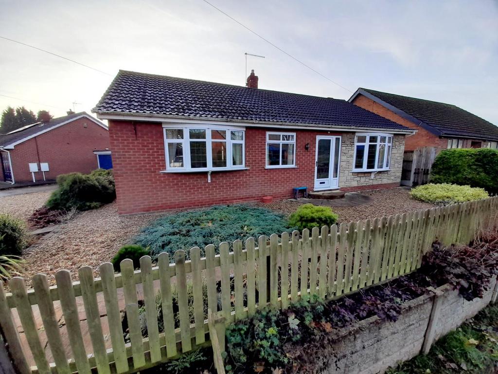 School House Lane, Walkeringham... 3 bed detached bungalow - £300,000
