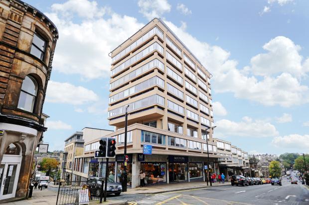 Parliament Street, Harrogate, North... 2 bed flat - £995 pcm (£230 pw)