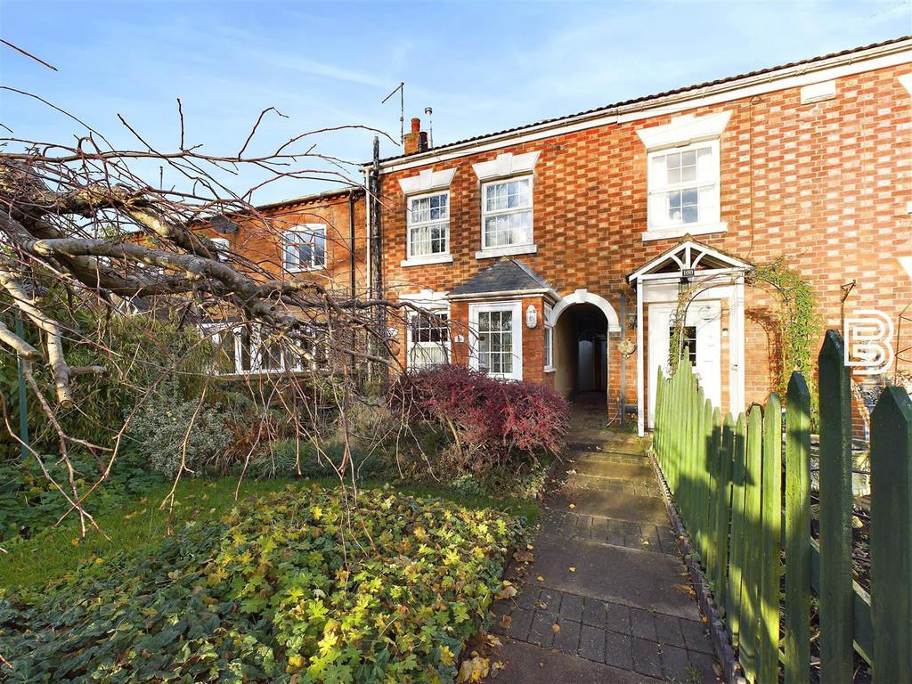 Main Street, Wolston Coventry CV8 3 bed house for sale - £260,000