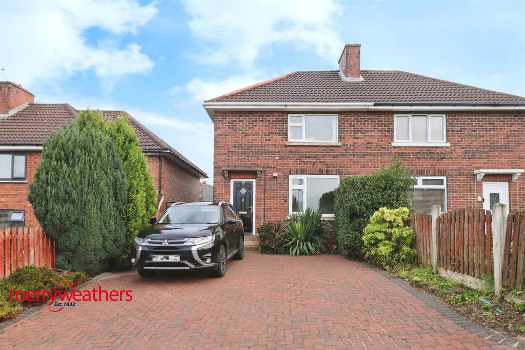 Bowen Road, Rotherham 3 bed semi-detached house - £800 pcm (£185 pw)