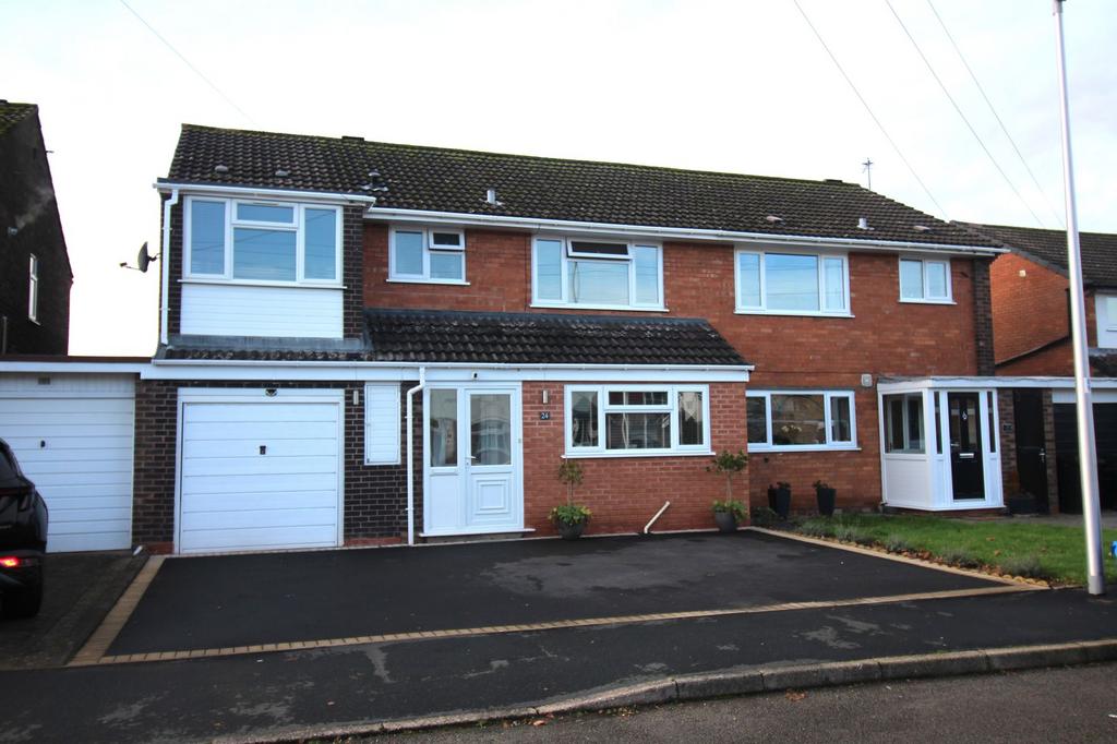 Fair Lawn, Wolverhampton WV7 4 bed semi-detached house for sale - £365,000
