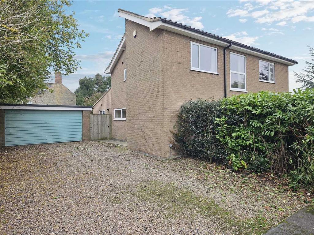 Cranwell NG34 4 bed detached house for sale - £380,000